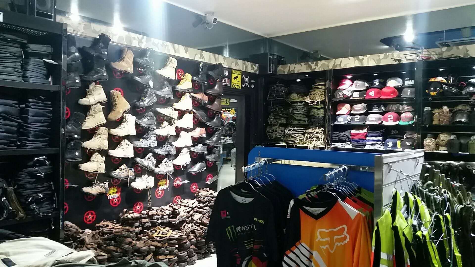Mark’s Travel & Outdoor Sport – Vision City